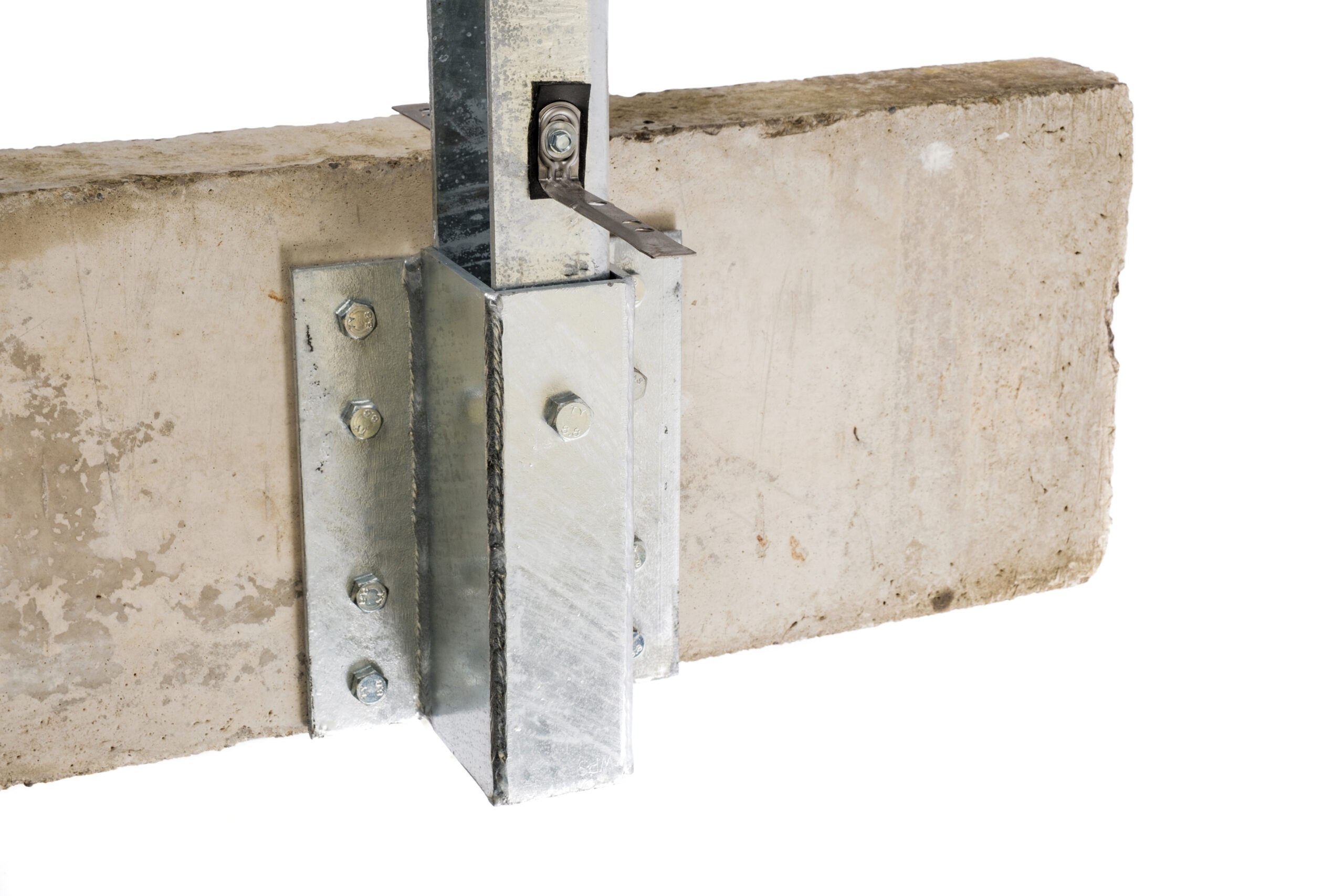 T3 & B2 | Windpost Top & Bottom Connection Bracket | UKLintels Ltd